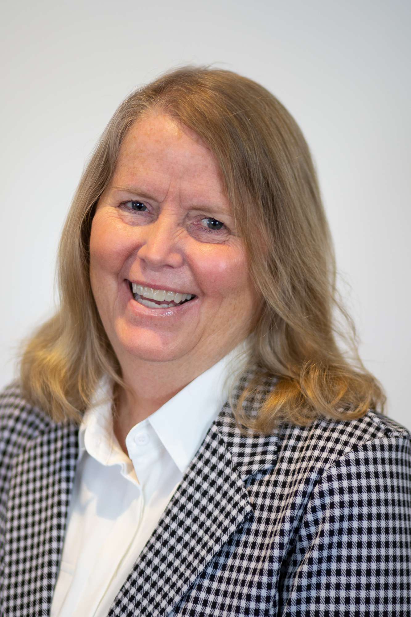 Bio – Sheri – TeamWorks